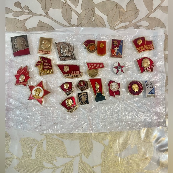 Accessories | Vtg Lot Of 22 Soviet Era Communist Badges Pins Ussr Lenin ...